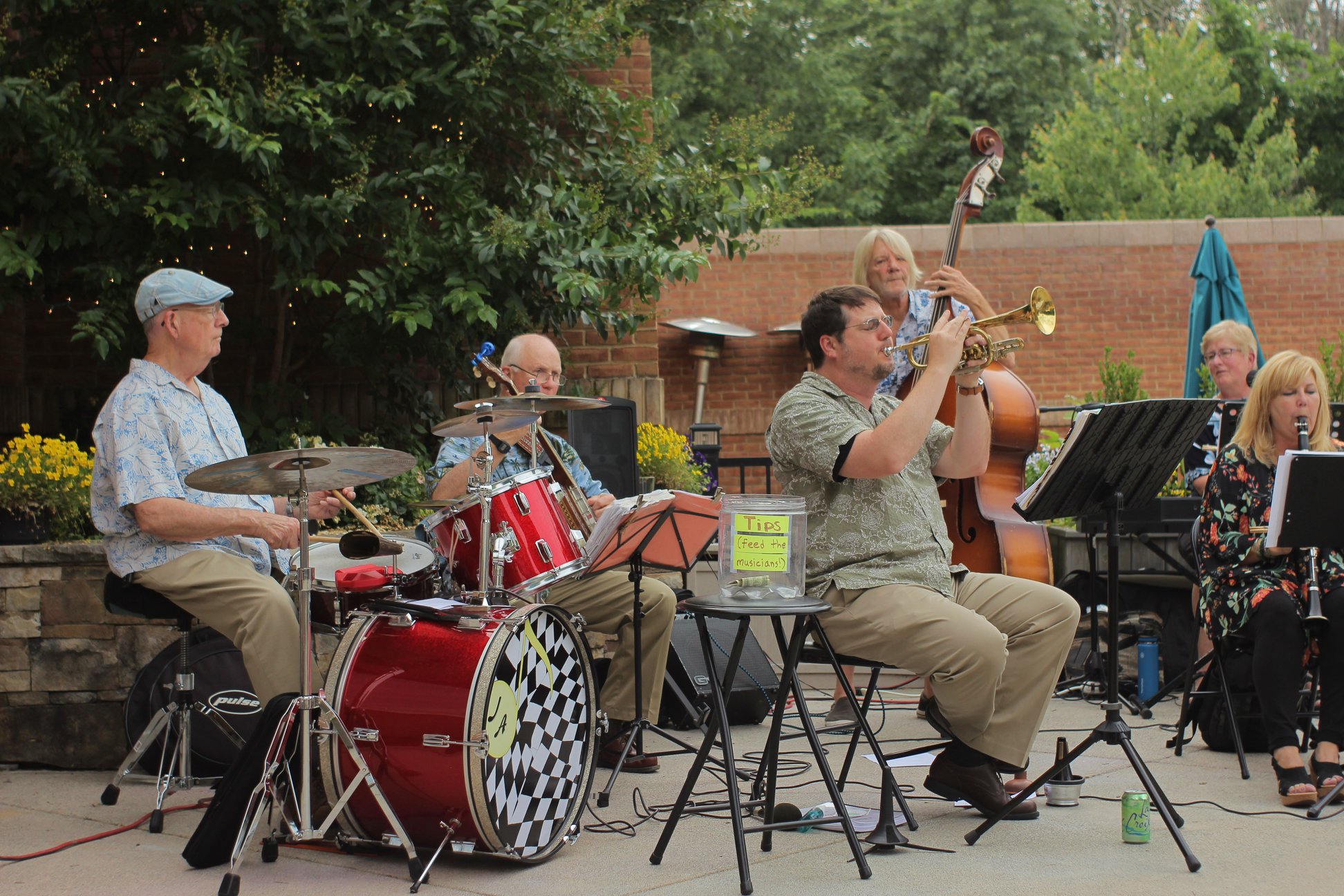 Photo Gallery – Jefferson Street Strutters